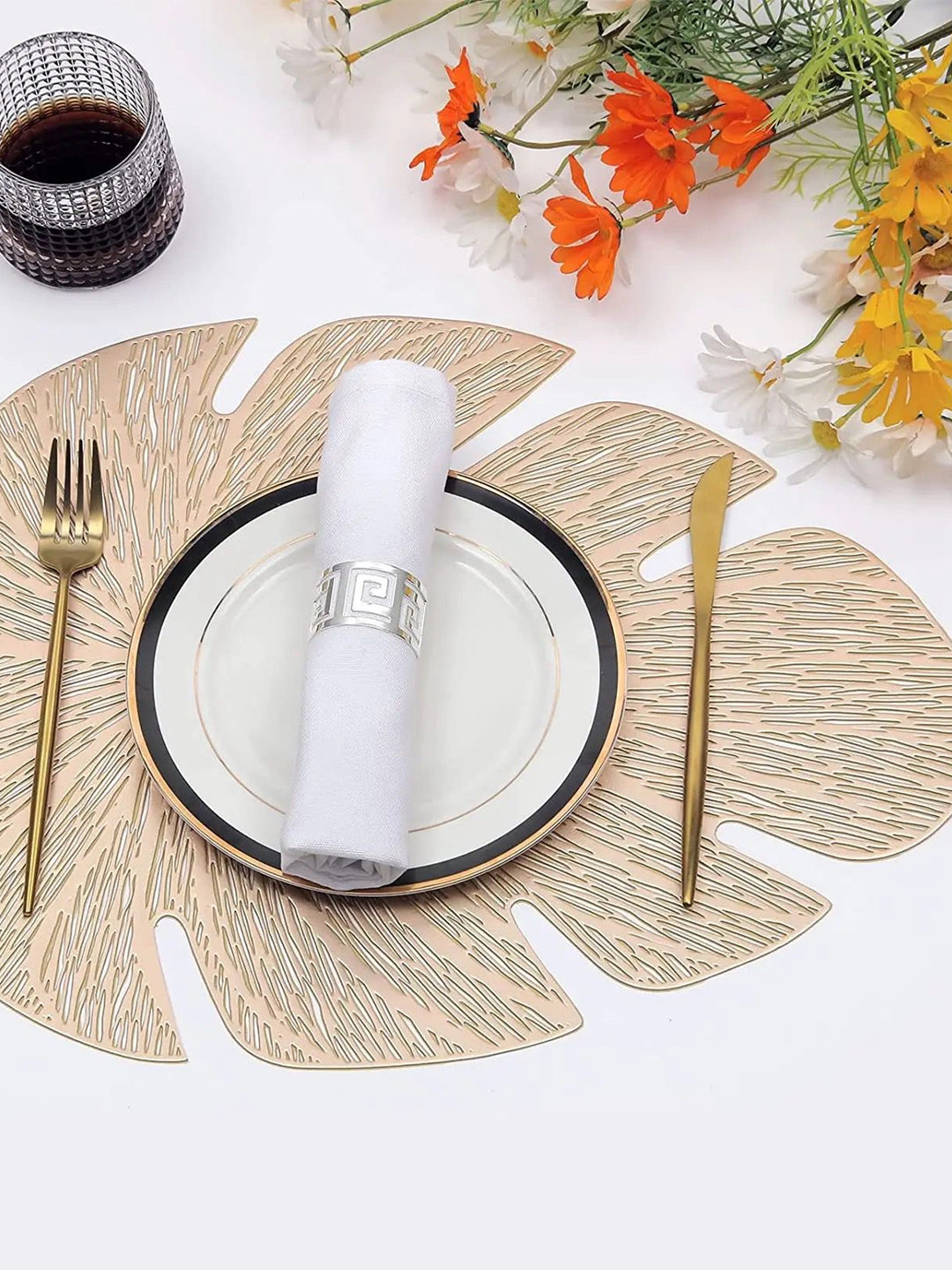 Buy | Rose Gold-Toned Leaf Shaped Cutwork Design mat | Tied Ribbons