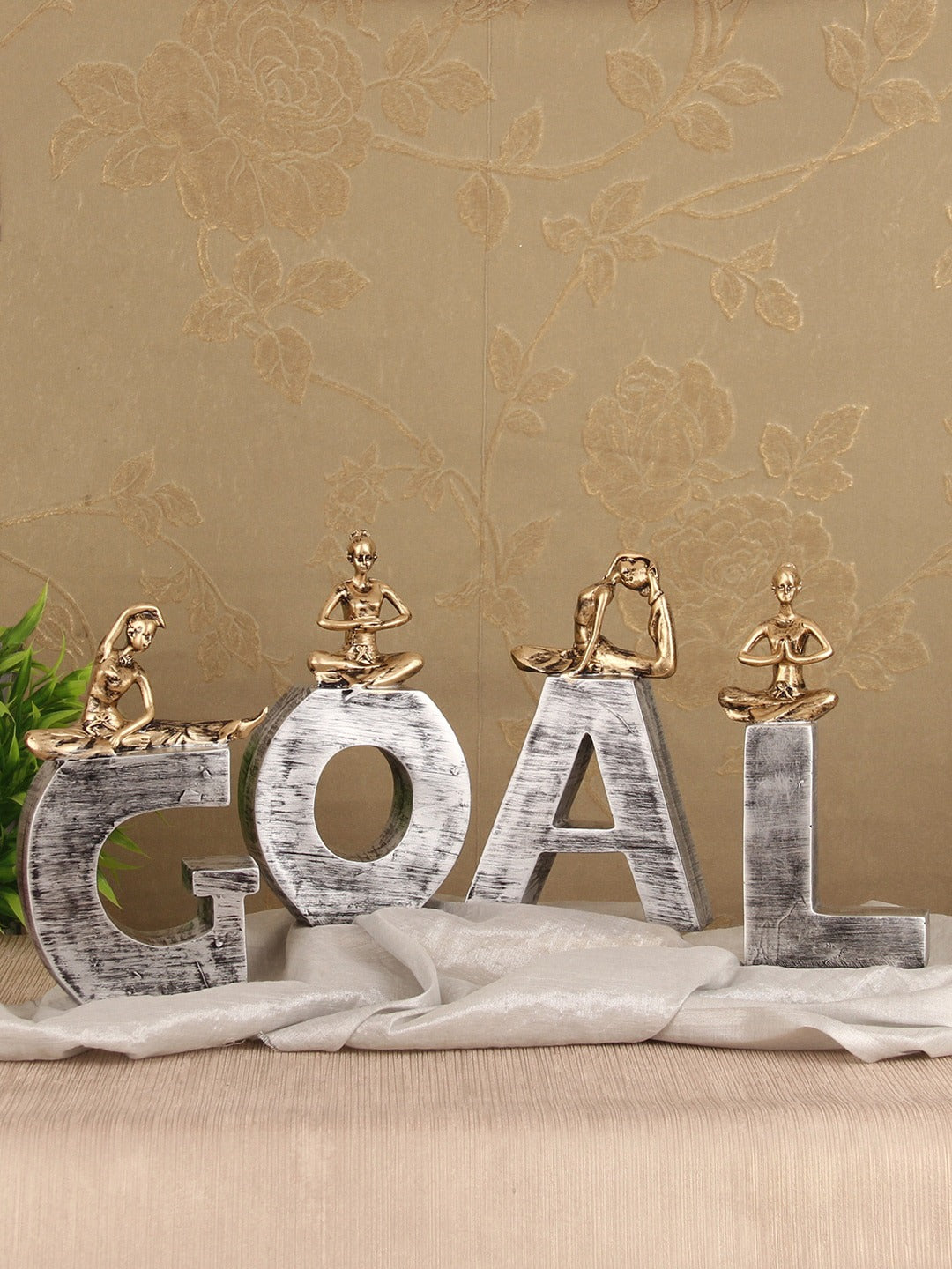 Buy | Set Of 4 Grey & Gold-Toned Goal Sign | Tied Ribbons
