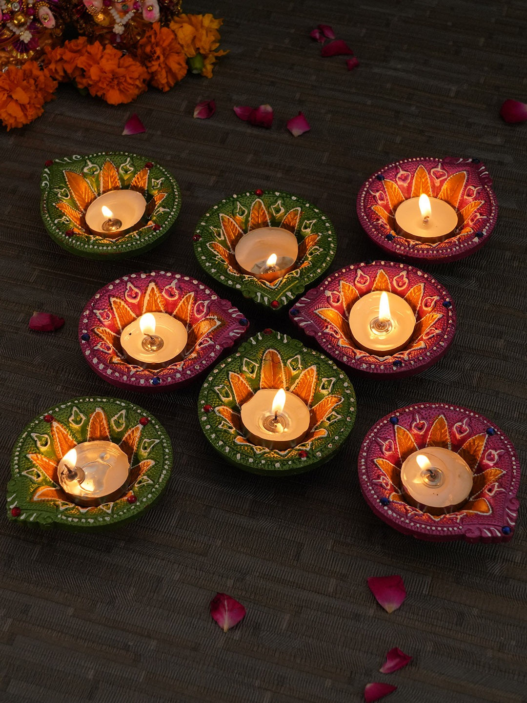 Buy | Green and Pink Set of 8 Terracotta Clay Diwali Diyas | Tied Ribbons